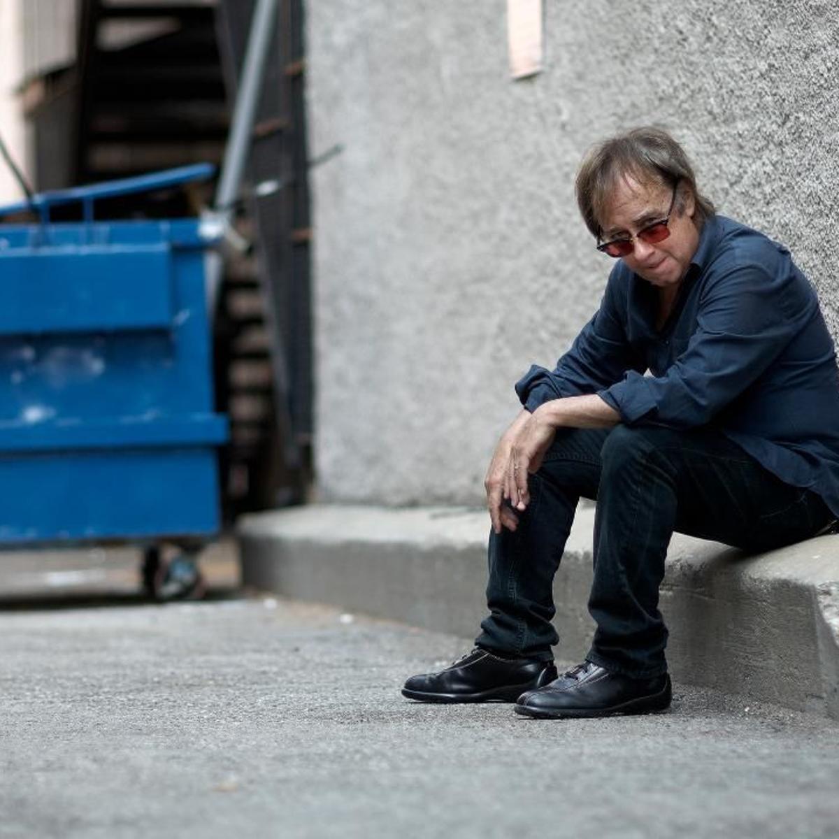 Joe Hanrahan in NYC's Rogue Theater Festival Dec. 10-13 - Pop Life STL