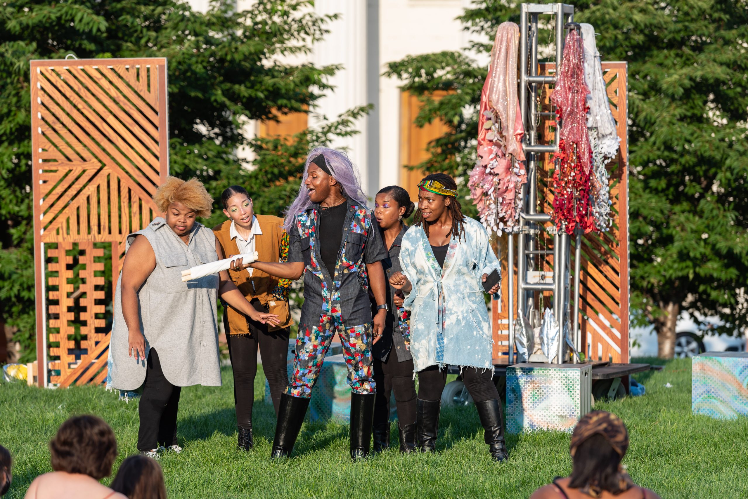 Playful ‘A Midsummer Night’s Dream’ Part of Free Shakespeare Park Tour ...