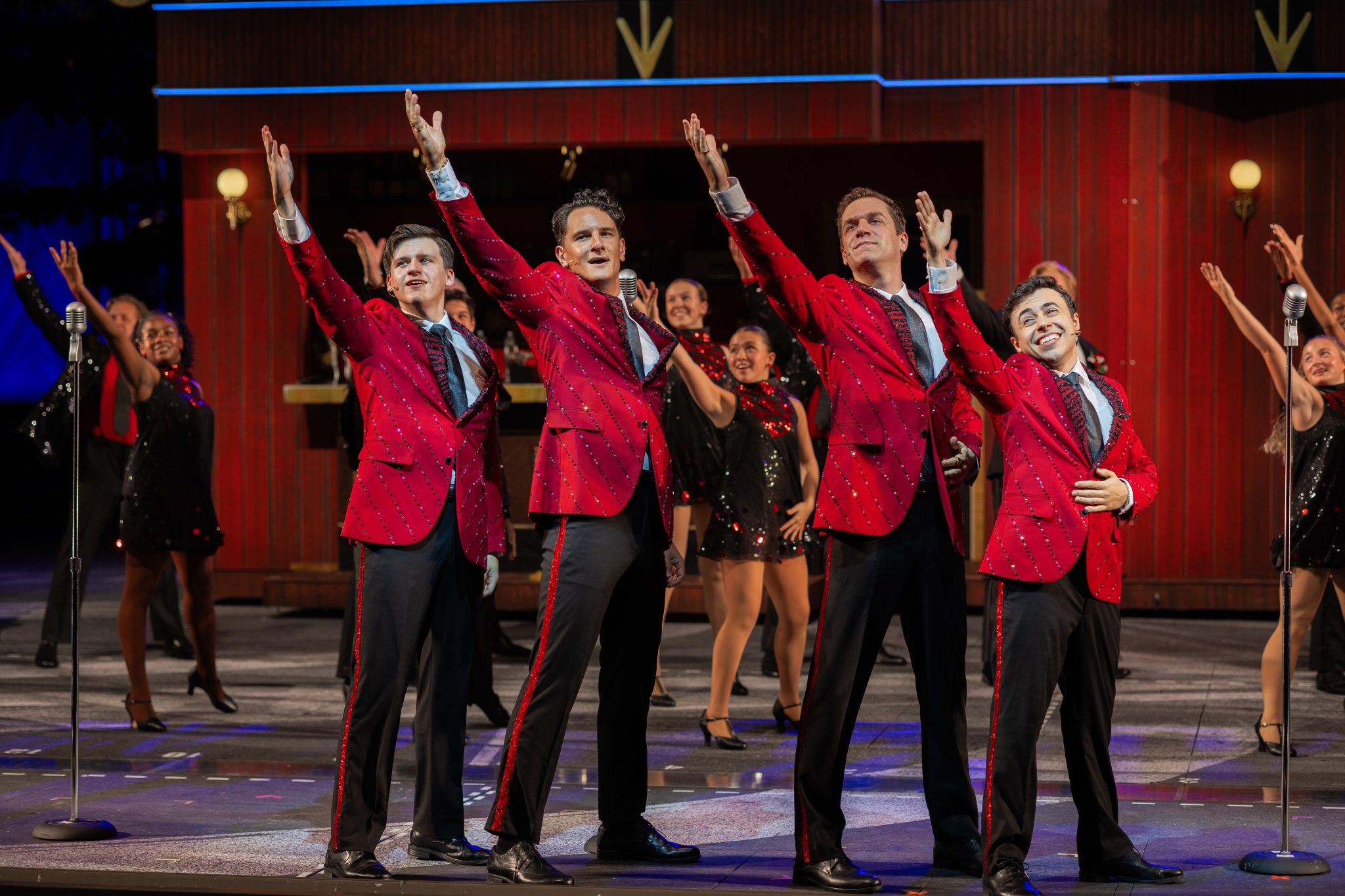 ‘Jersey Boys’ Uplifting Melodies, Story Hit the Right Notes at the Muny ...